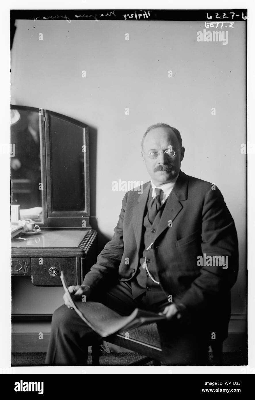 Maginnis hi-res stock photography and images - Alamy