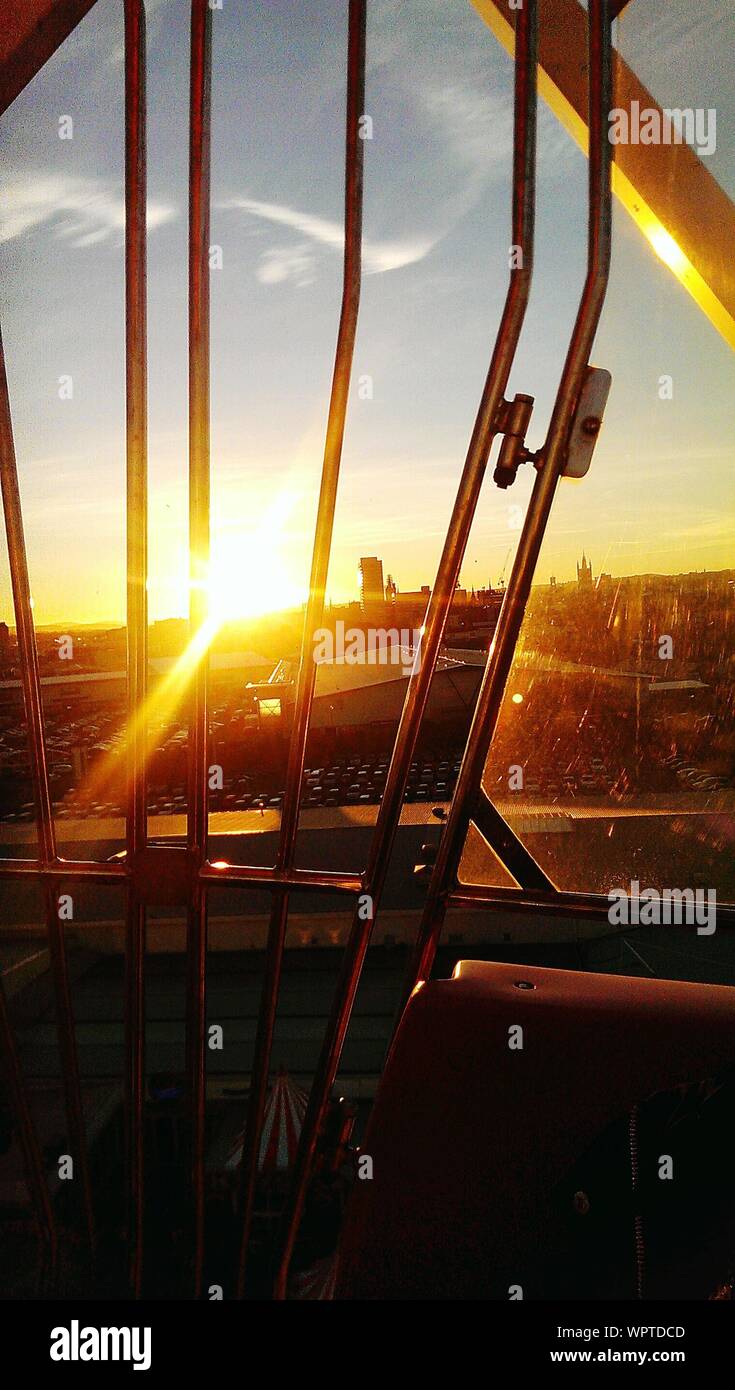 See through building hi-res stock photography and images - Alamy