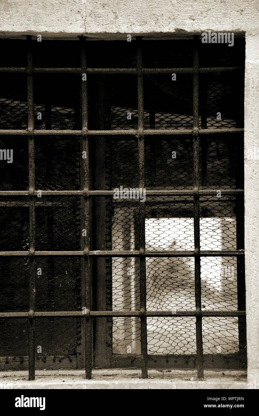 Wrought iron window bars hi-res stock photography and images - Alamy