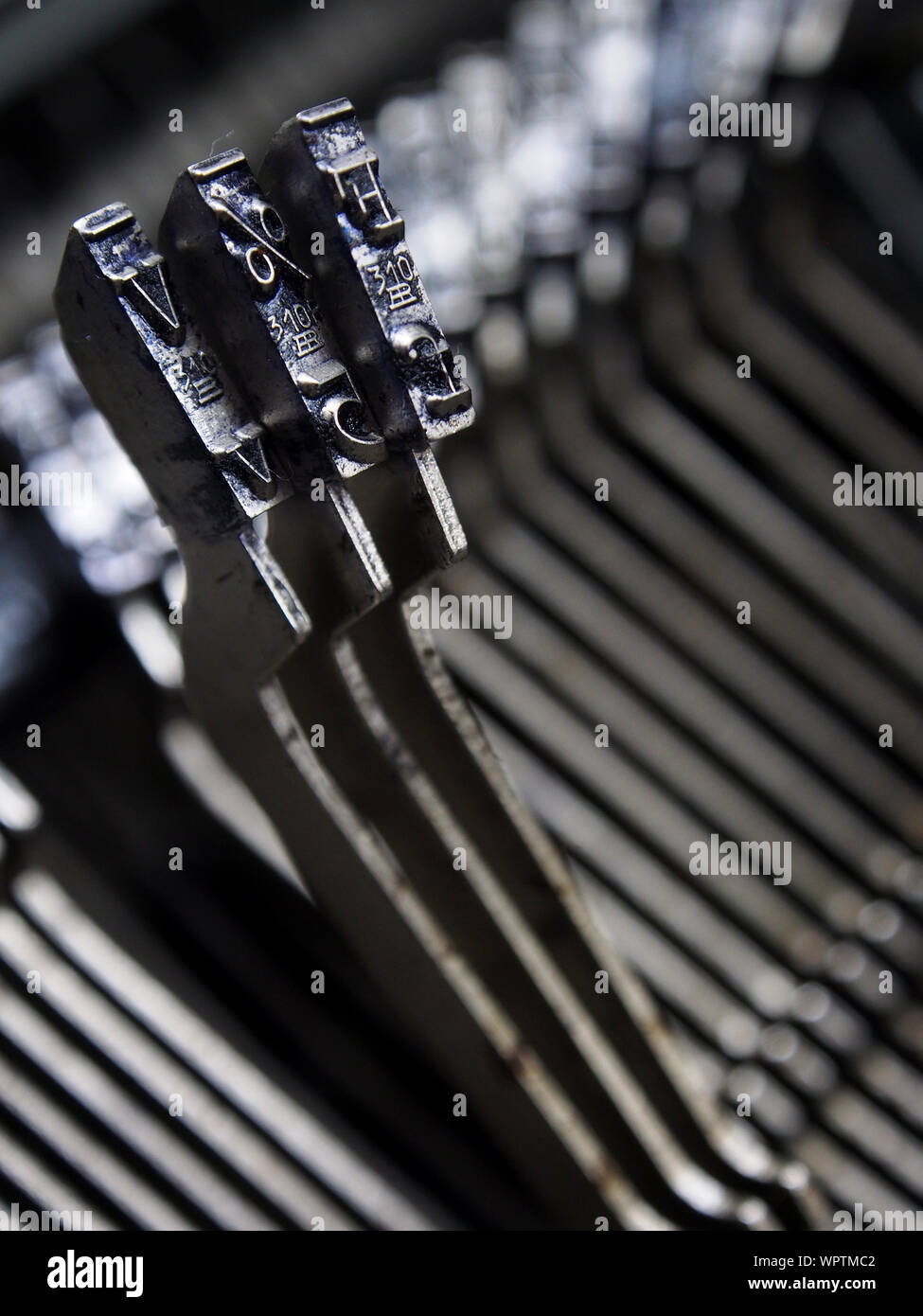 Macro details of the types of a vintage typewriter machine Stock Photo ...