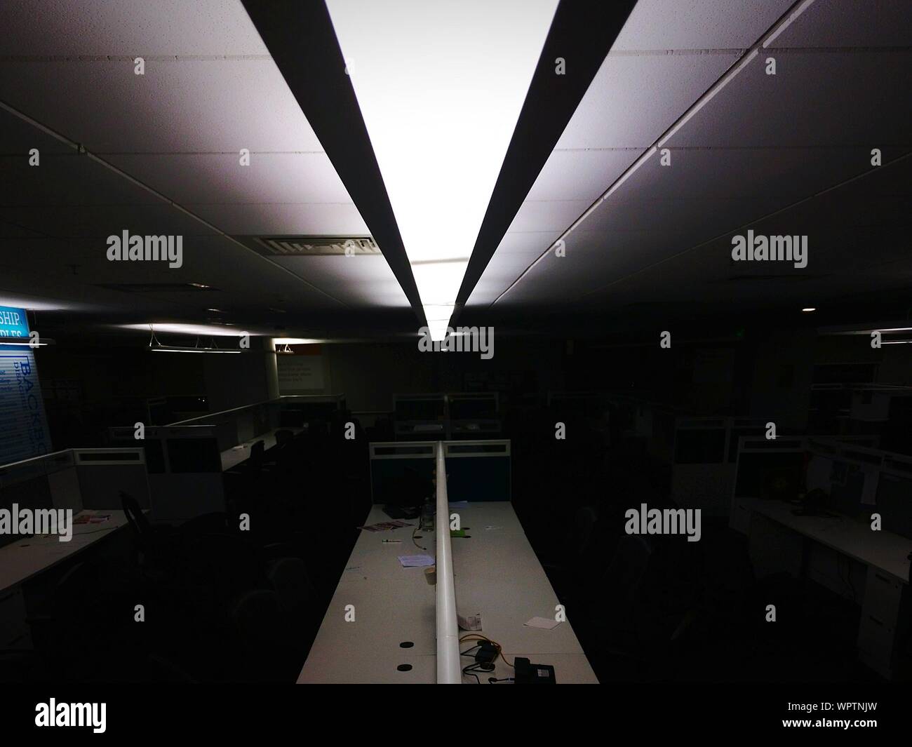 Row Of Ceiling Lights High Resolution Stock Photography and Images - Alamy