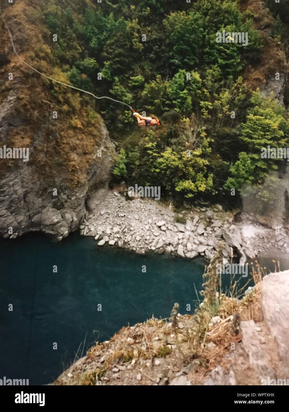 Bungee jumping man hi-res stock photography and images - Alamy