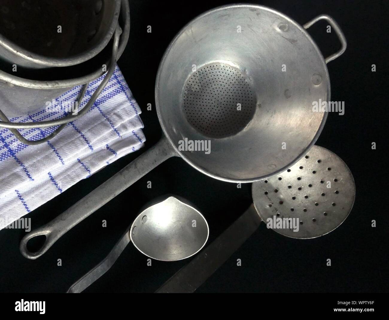 Counter High Resolution Stock Photography and Images - Alamy