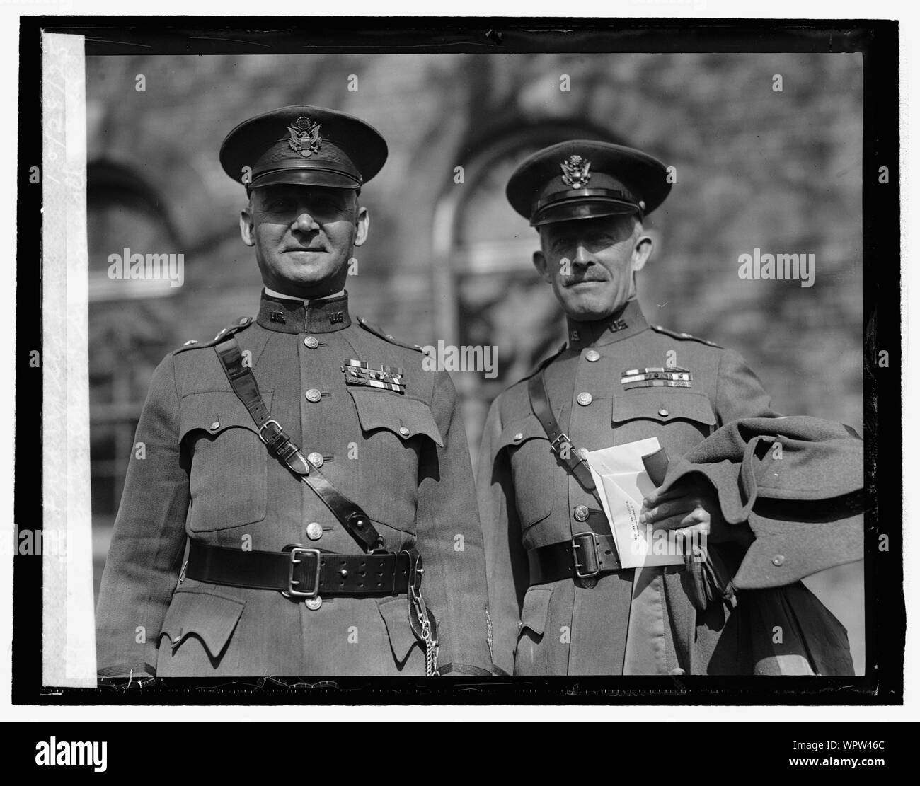 Maj. Gen. Chas. P. Surnmerall & Maj. Gen. Fred. W. Sladen, 10/28/25 ...