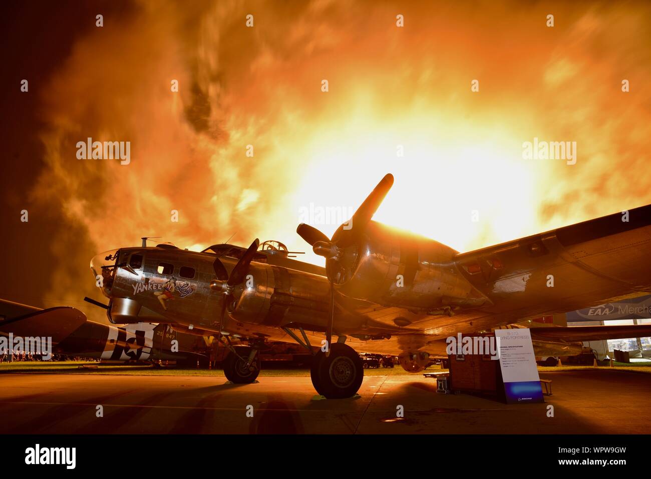 Spectacular fireworks explode behind "Yankee Lady" B-17 World War 2 ...