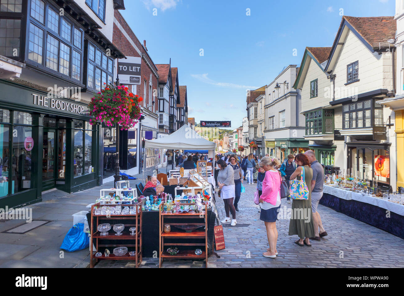 European holiday market glassware hi-res stock photography and images ...