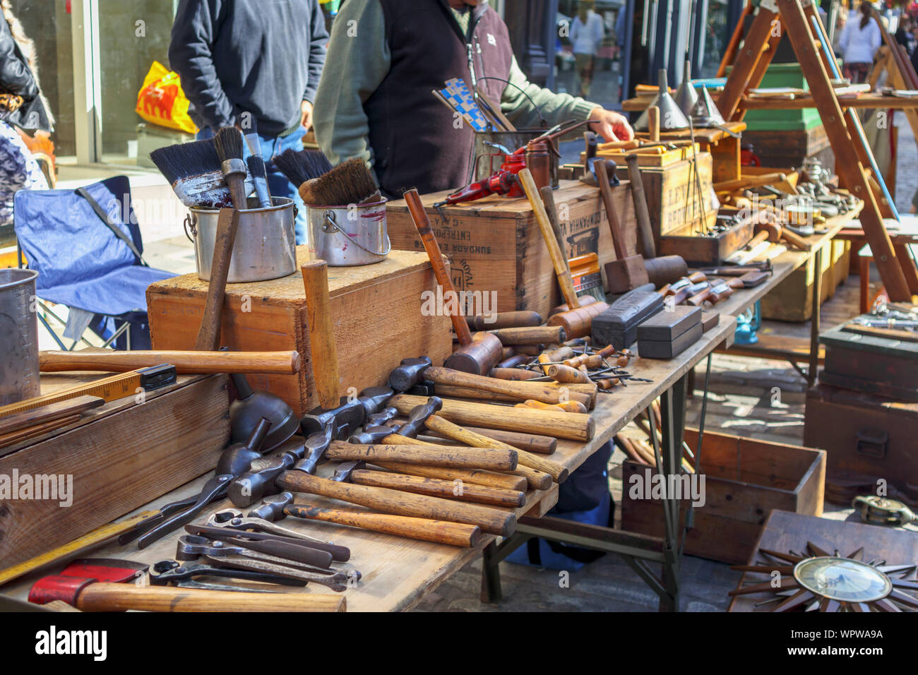 Antique tools display hi-res stock photography and images - Alamy