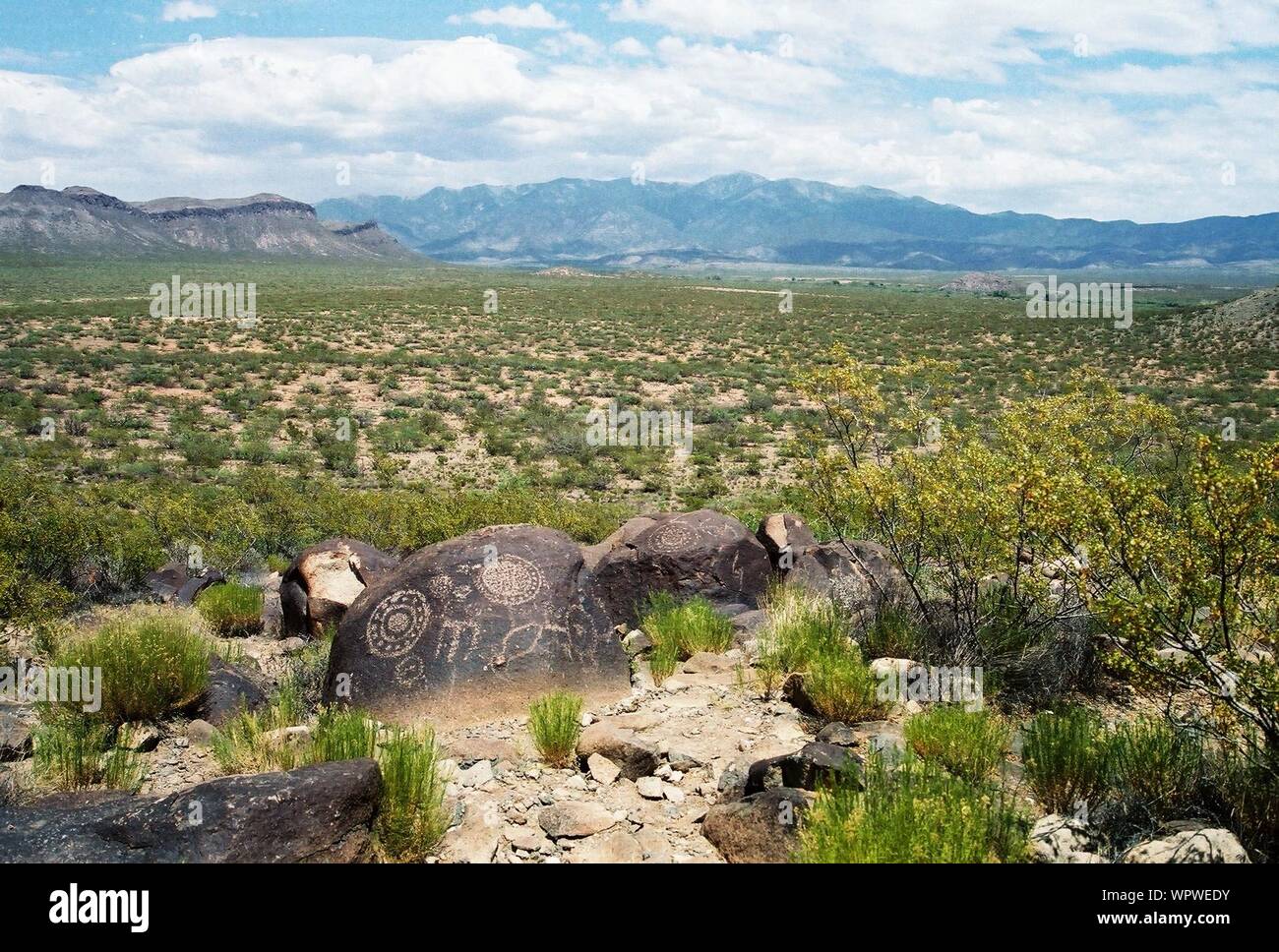 Prehistoric rock art people hi-res stock photography and images - Alamy