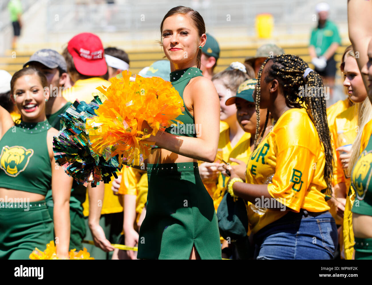 College football players cheerleaders hi-res stock photography and ...