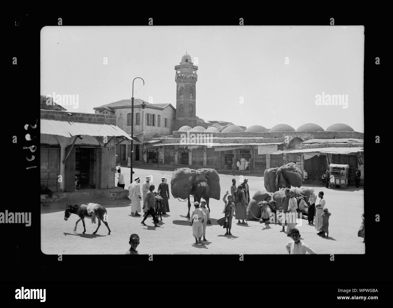 Primitive architecture Black and White Stock Photos & Images - Alamy