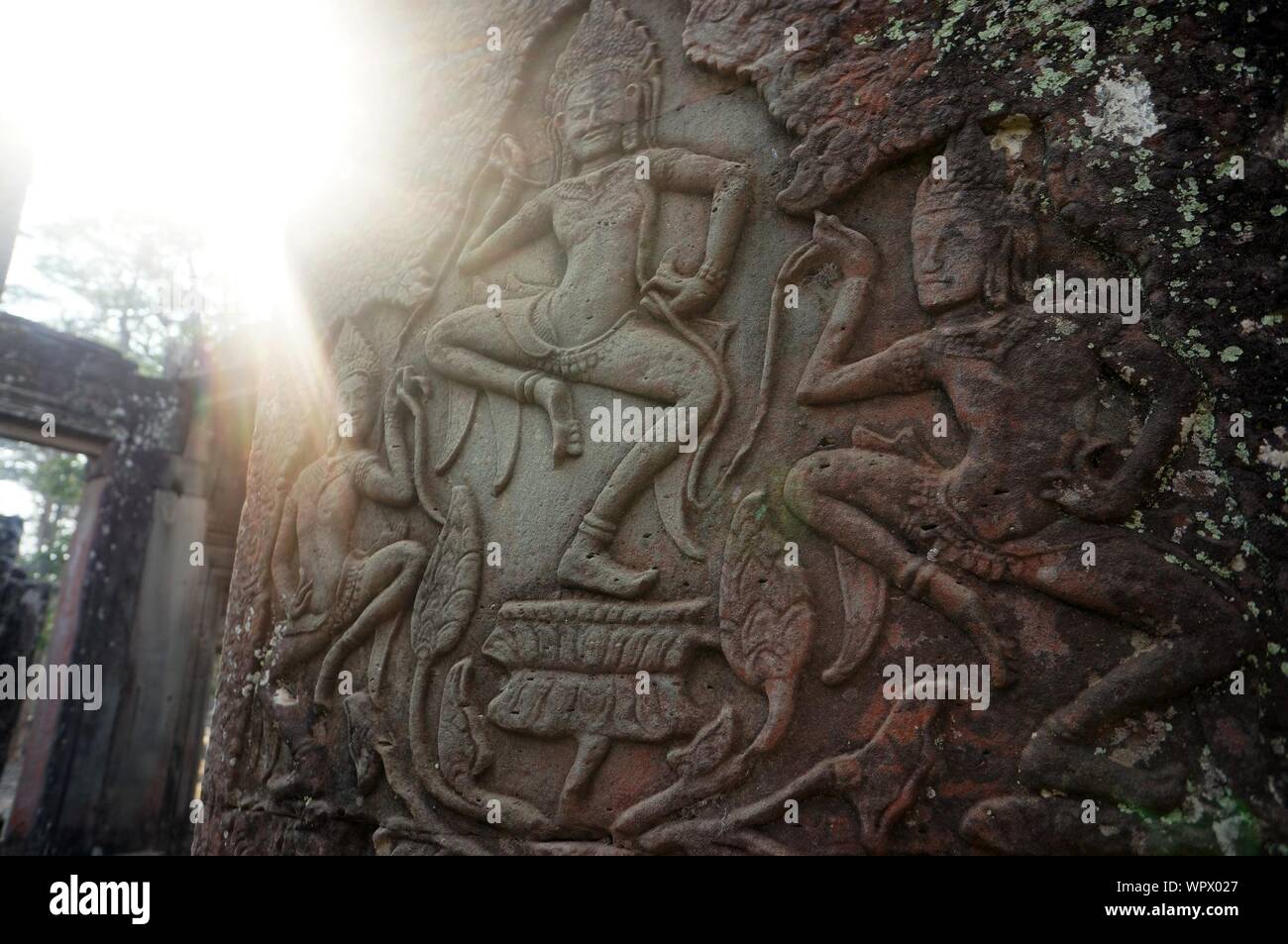 Angkor building hi-res stock photography and images - Alamy