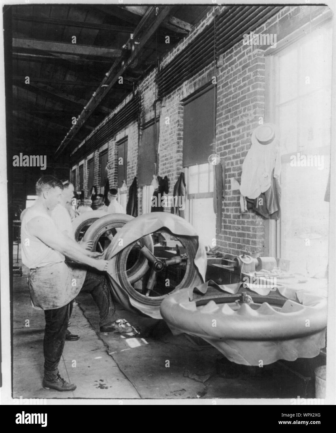 Making hand Black and White Stock Photos & Images - Alamy