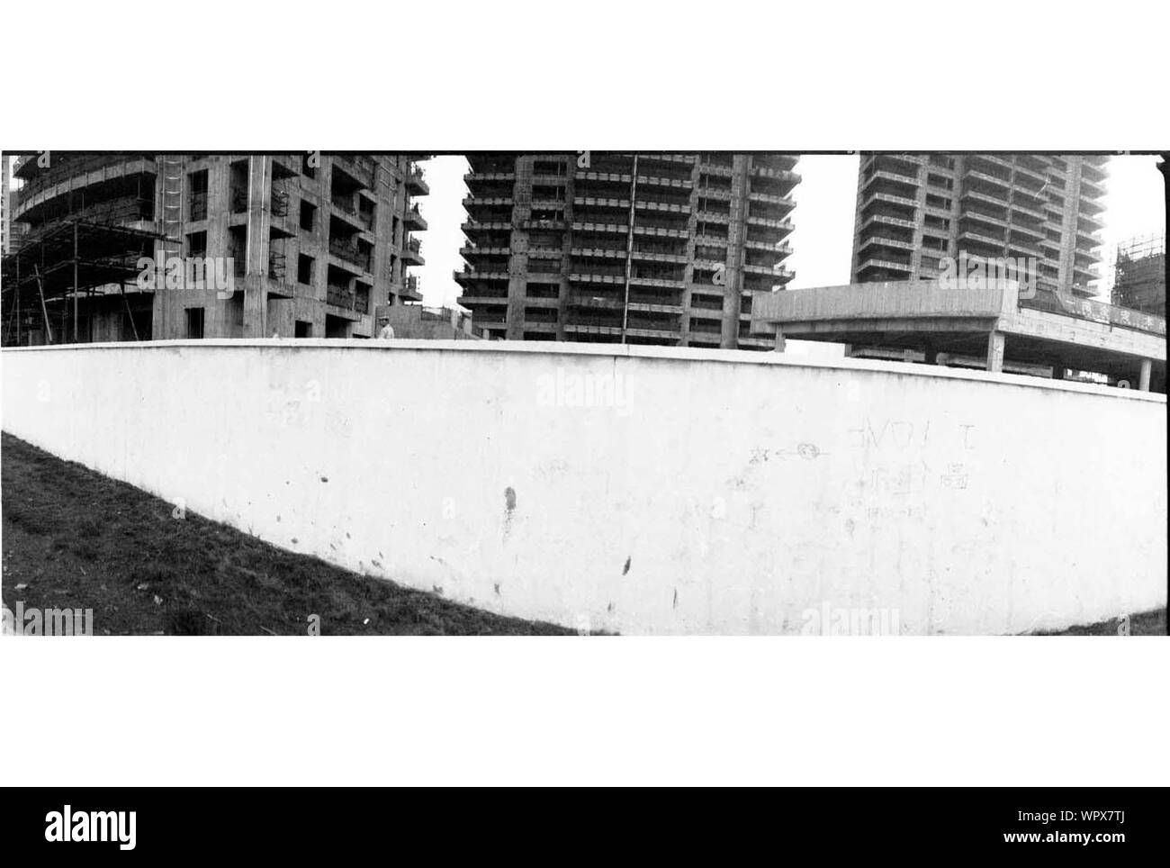 Buildings under construction hi-res stock photography and images - Alamy