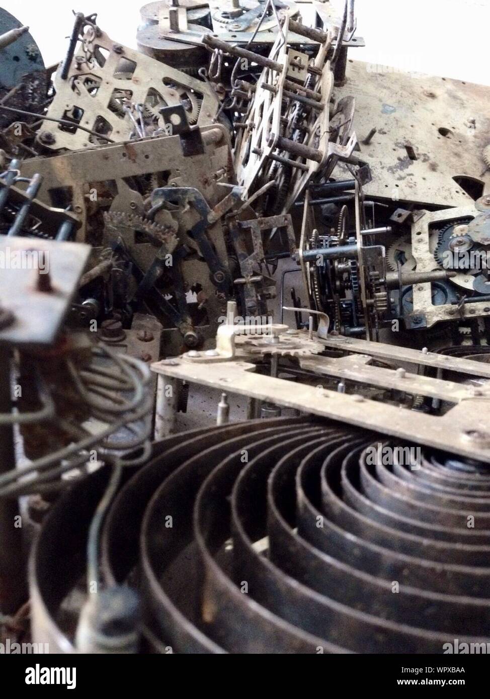 Old machine parts hi-res stock photography and images - Alamy