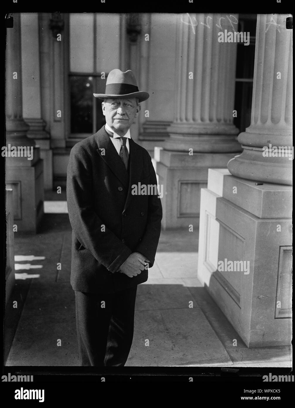Man at U.S. Capitol, Washington, D.C Stock Photo - Alamy