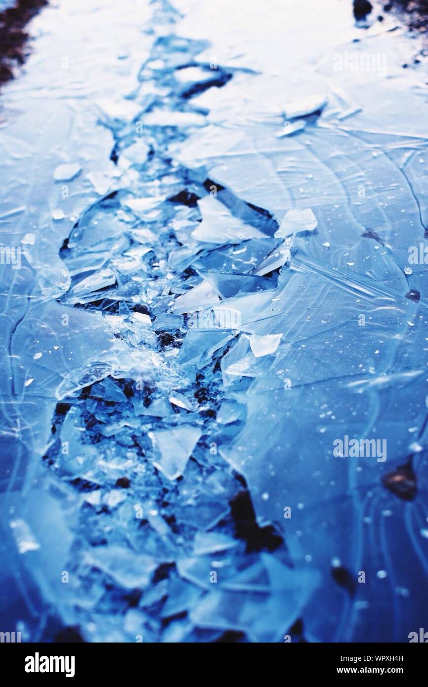 Ice lake hi-res stock photography and images - Alamy