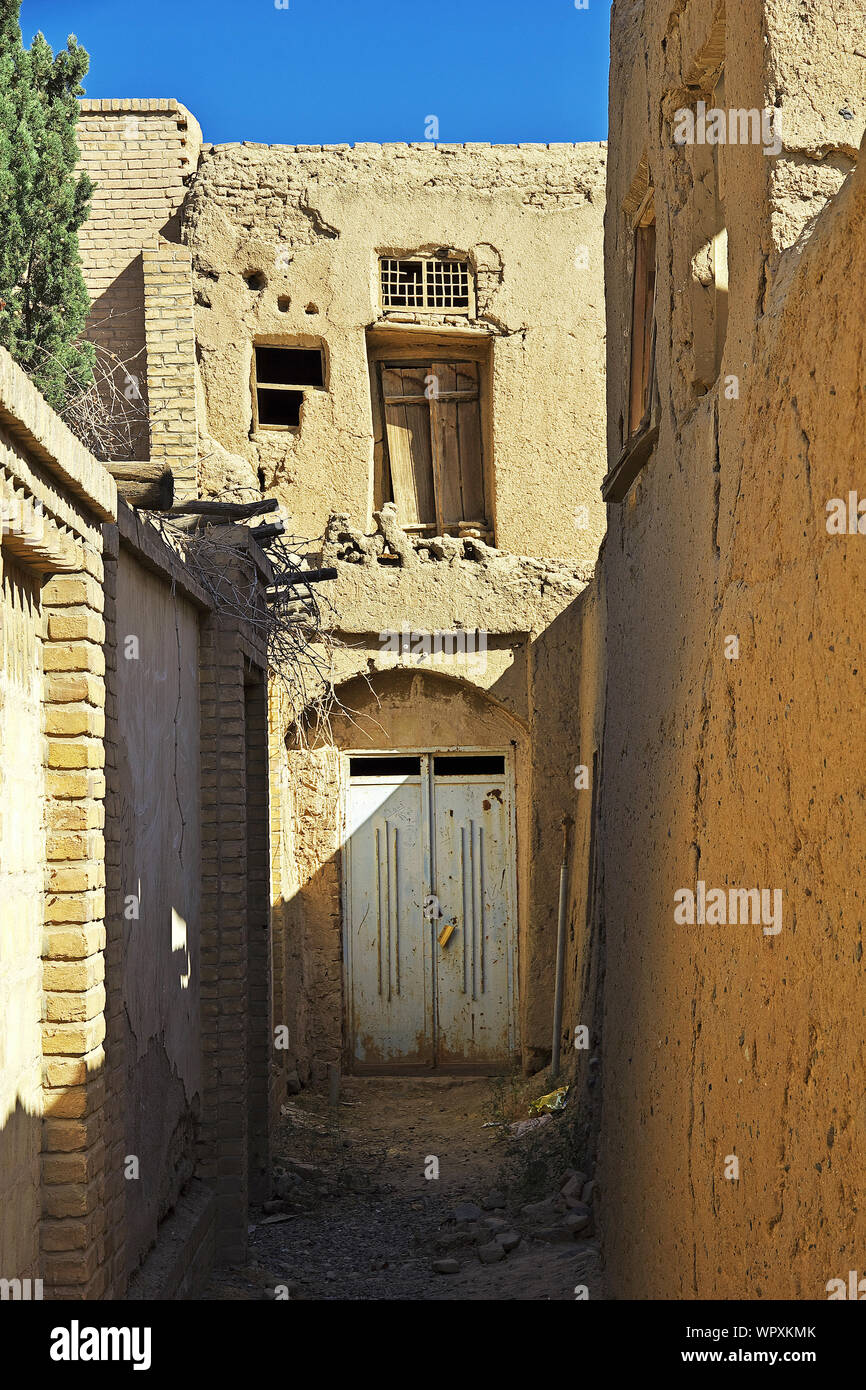 Natanz mosque hi-res stock photography and images - Alamy