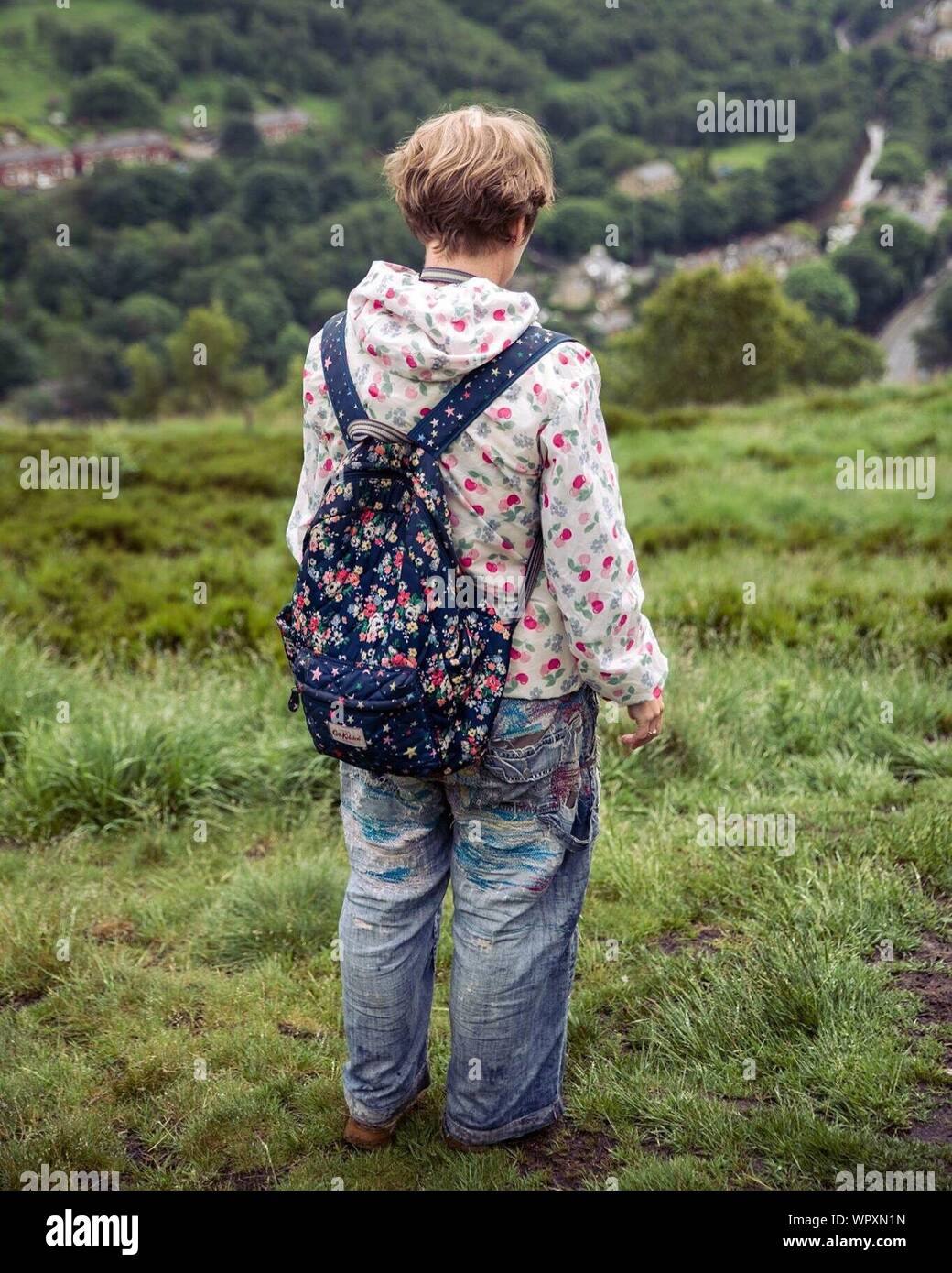 Overlooking countryside hi-res stock photography and images - Alamy