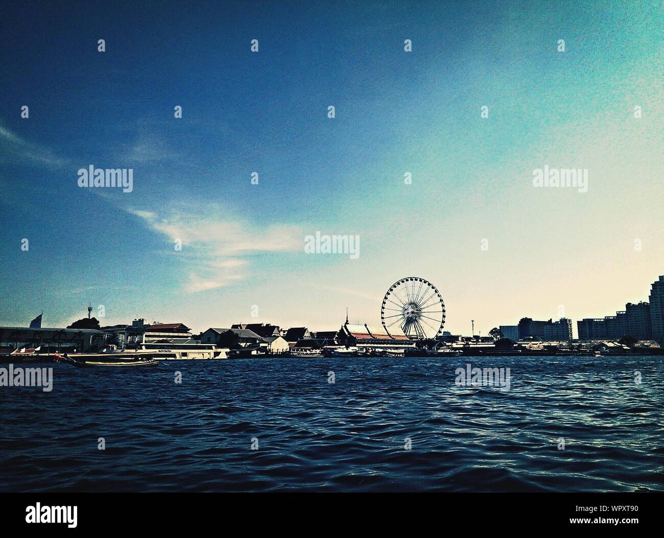 Ferris wheel on beach hi-res stock photography and images - Alamy