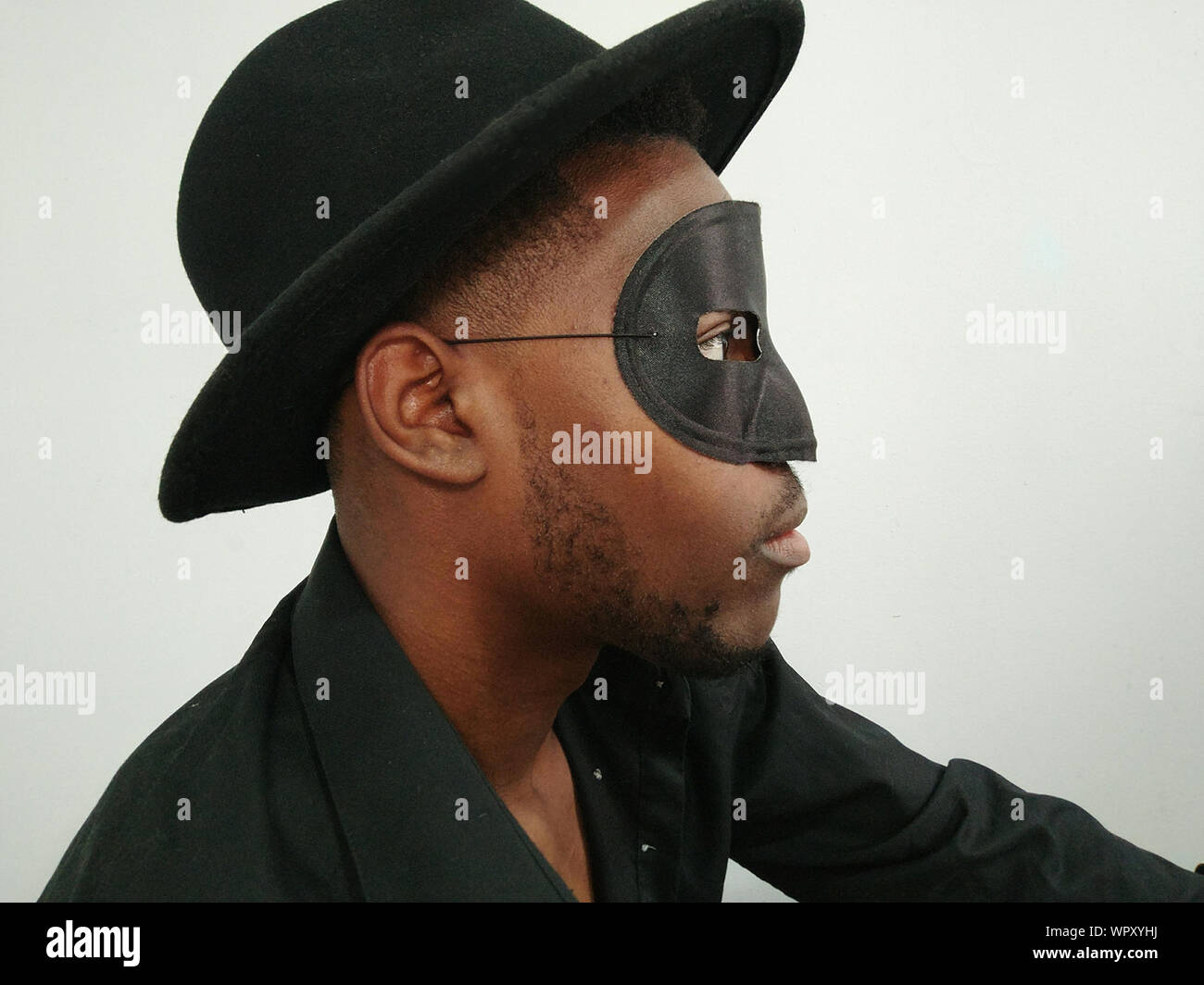 White mask side hi-res stock photography and images - Alamy