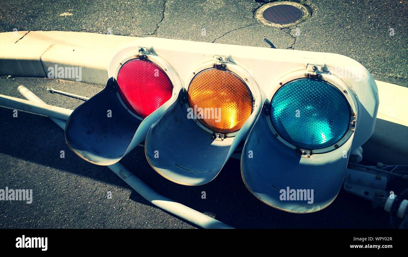 Street traffic signal hi-res stock photography and images - Alamy