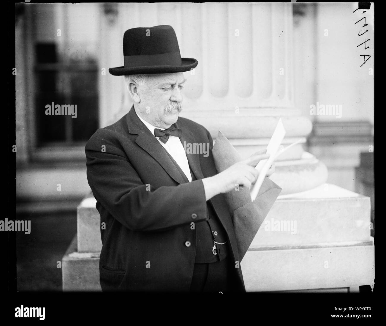 Man; U.S. Capitol, Washington, D.C Stock Photo - Alamy