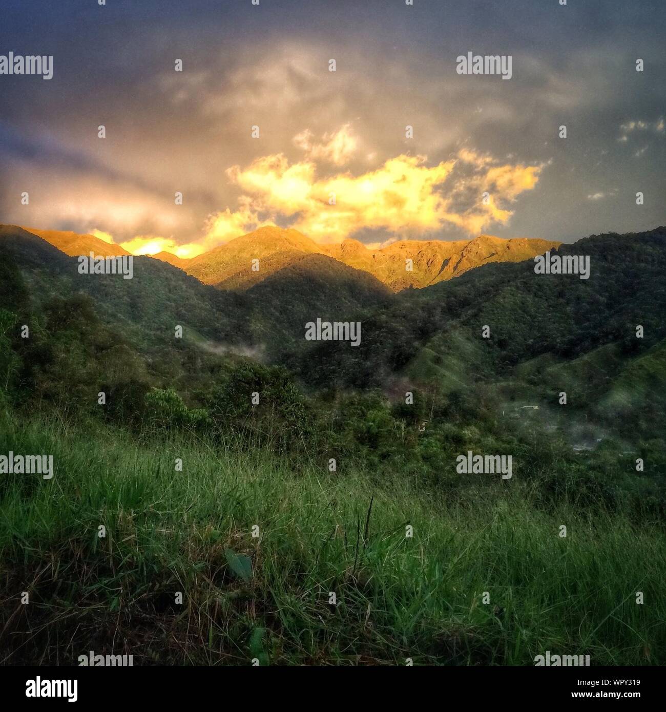 Rolling mountain range hi-res stock photography and images - Alamy