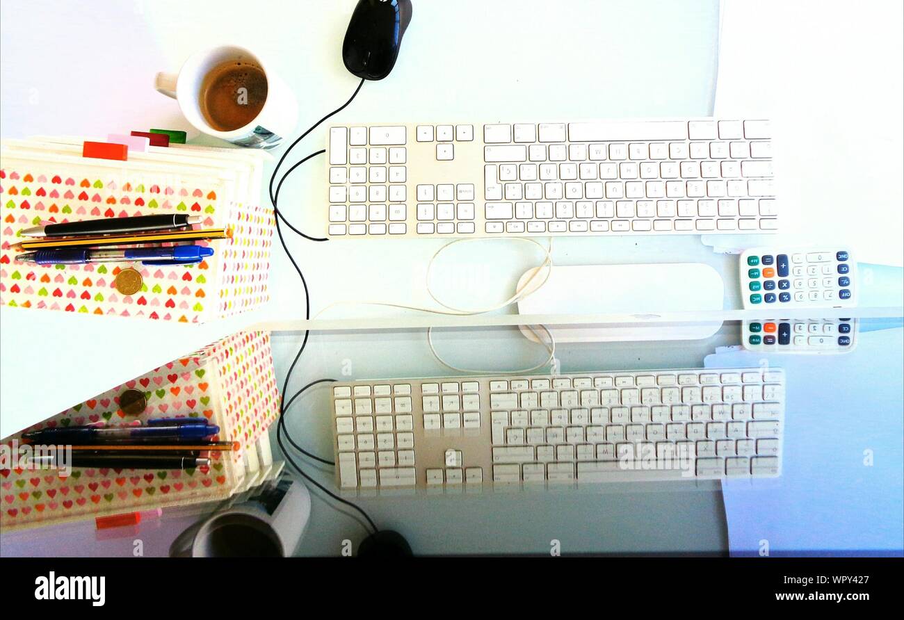 Computer monitor keyboard hi-res stock photography and images - Alamy