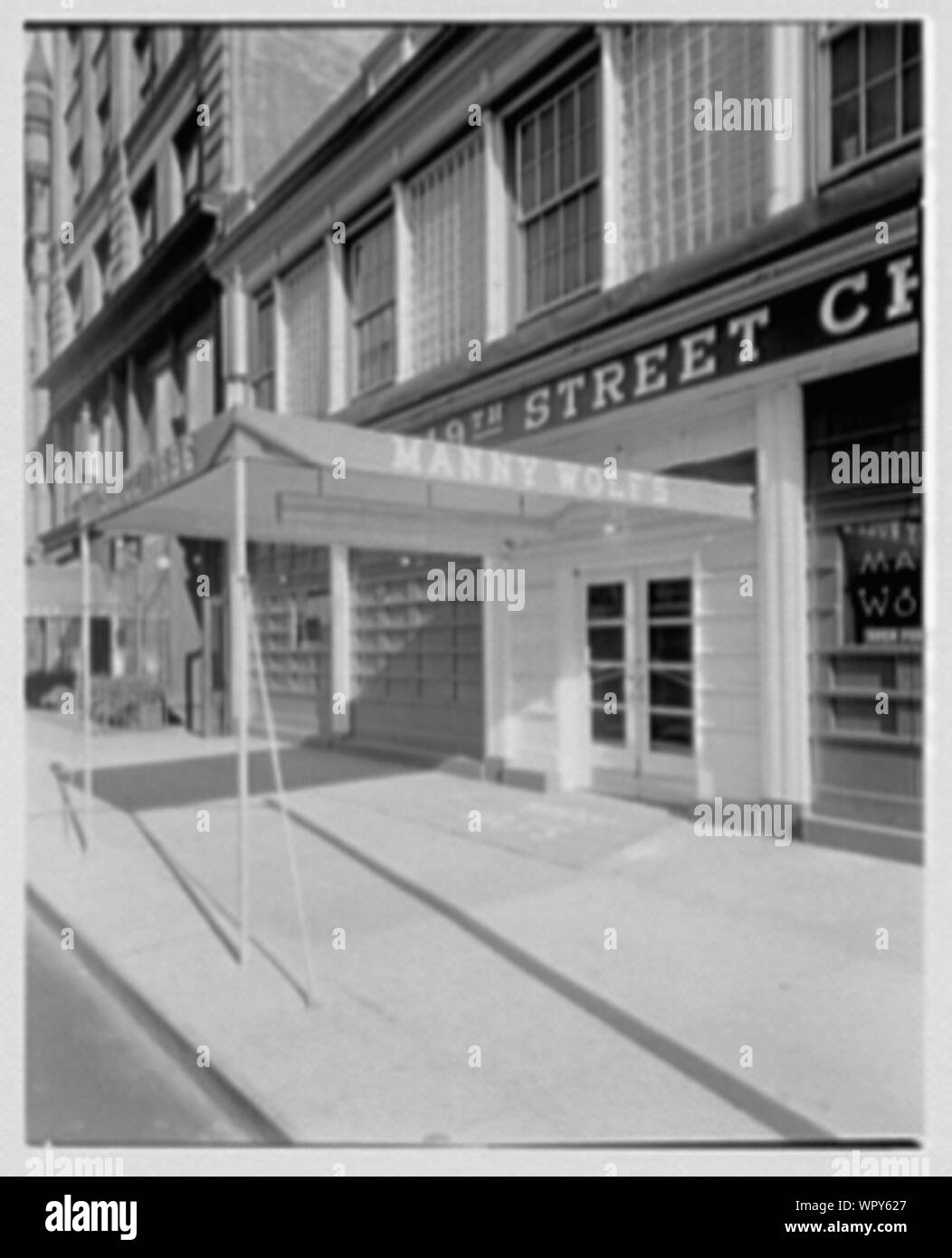 Live music bar grill hi-res stock photography and images - Alamy