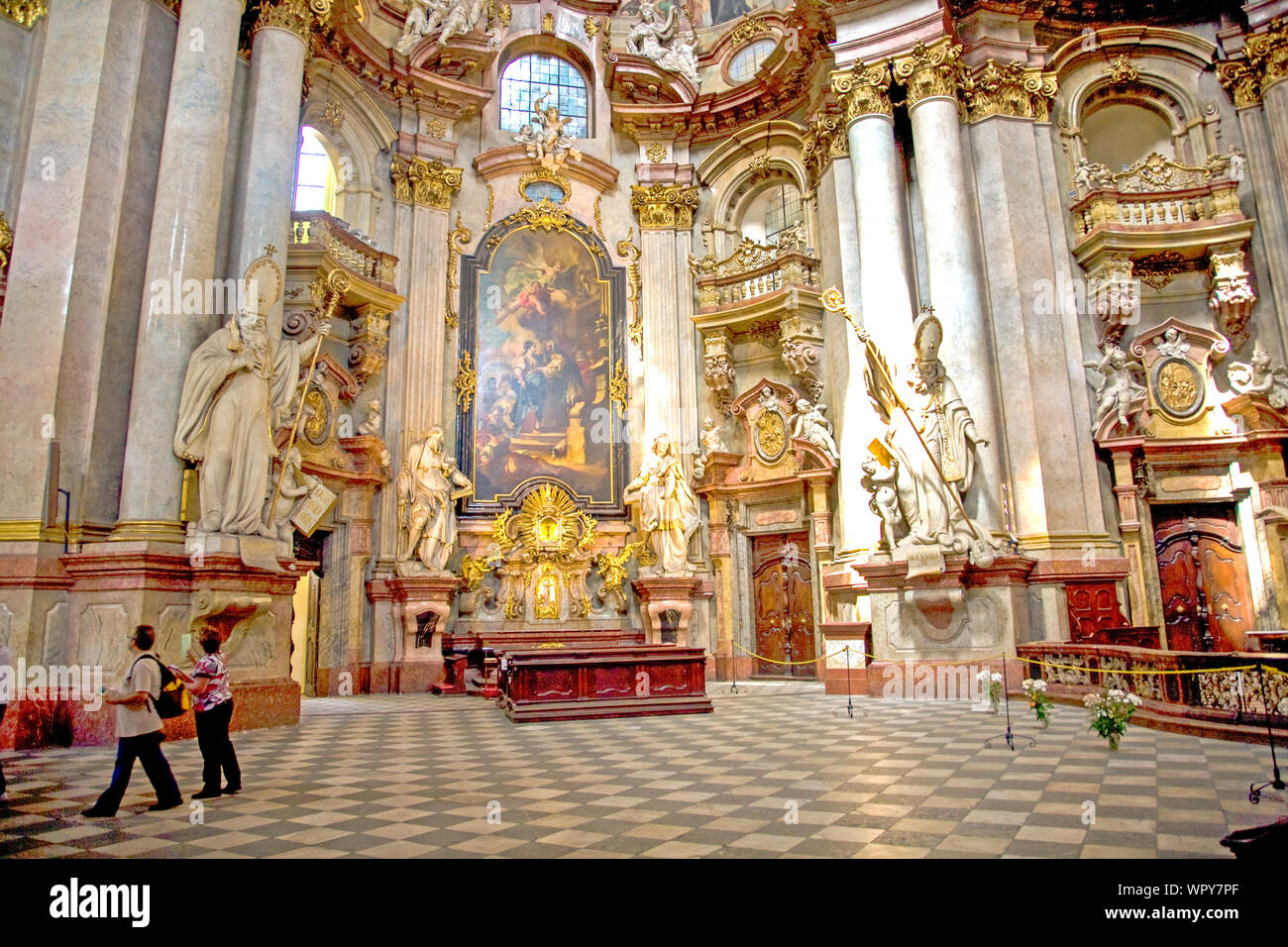 Saint nicholas church interior hi-res stock photography and images - Alamy