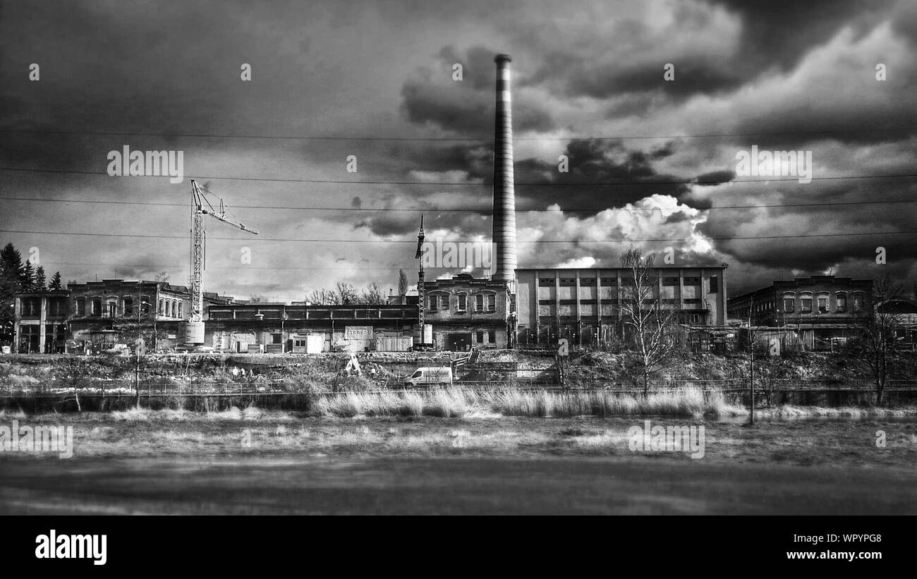 Paper mill hi-res stock photography and images - Alamy