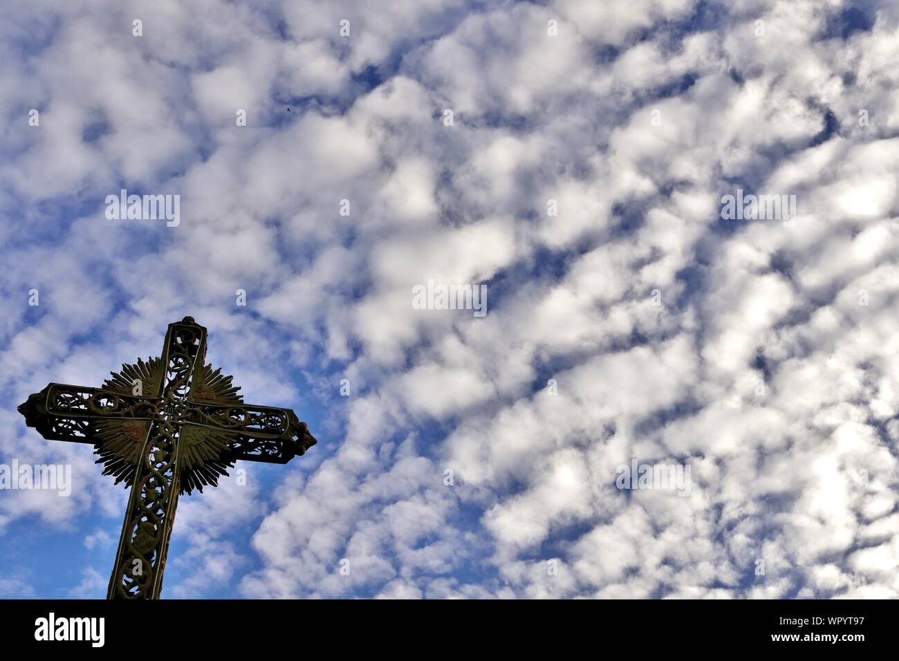 Cross and clouds hi-res stock photography and images - Alamy
