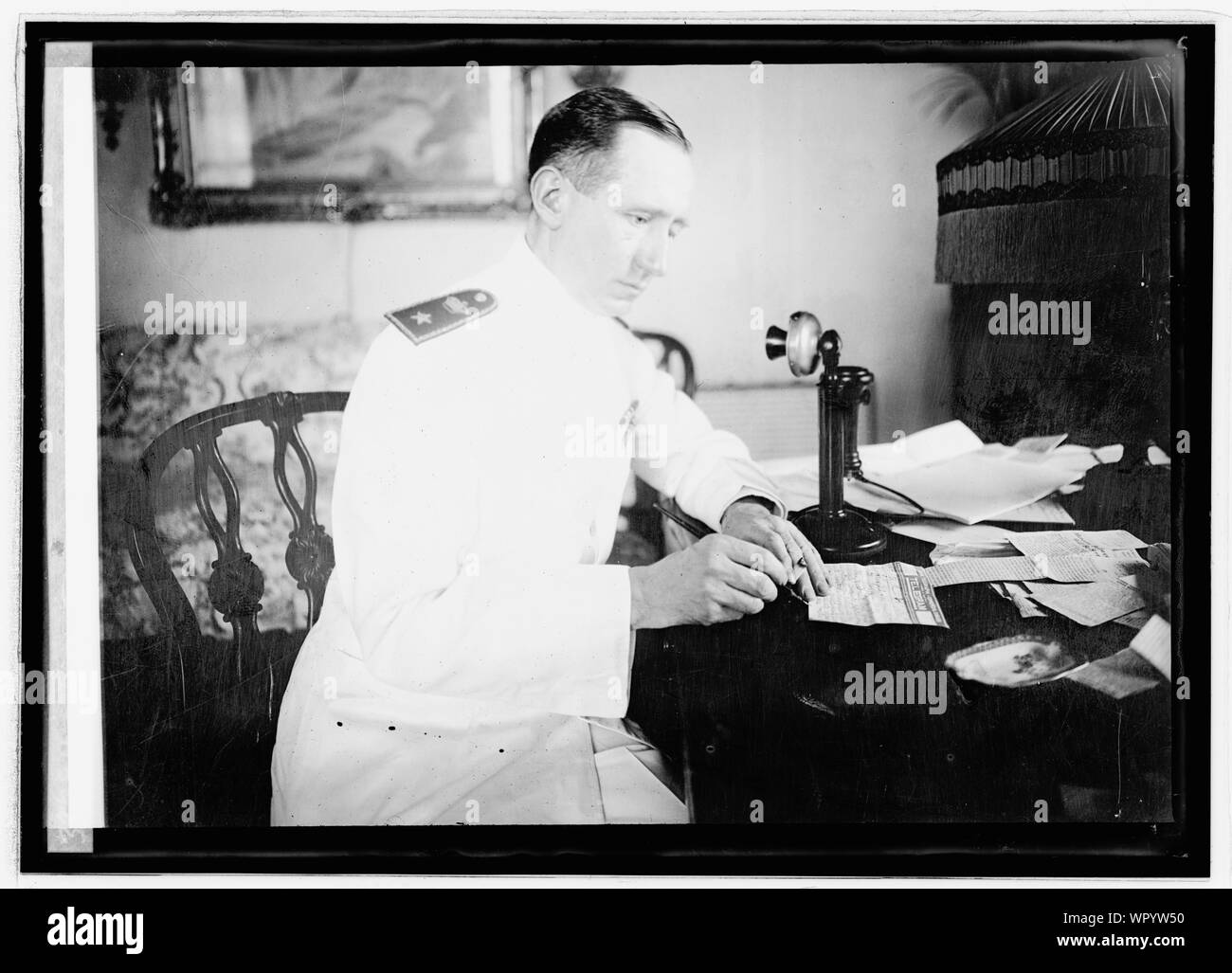 Long distance radio Black and White Stock Photos & Images - Alamy