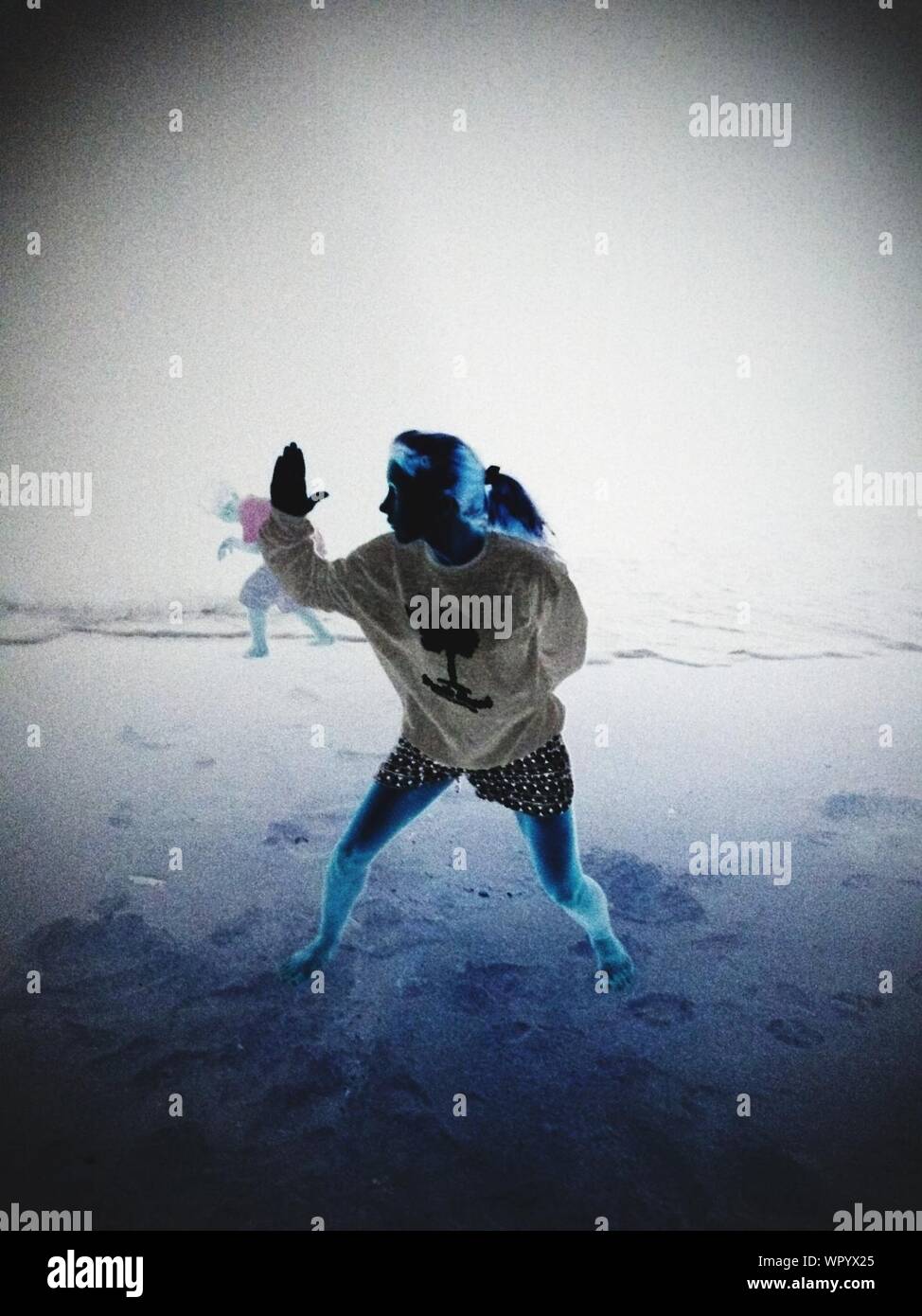 Negative image hi-res stock photography and images - Alamy