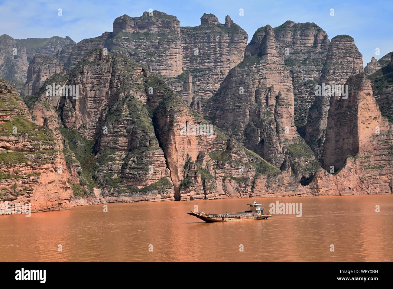 Yellow river china dam hi-res stock photography and images - Alamy