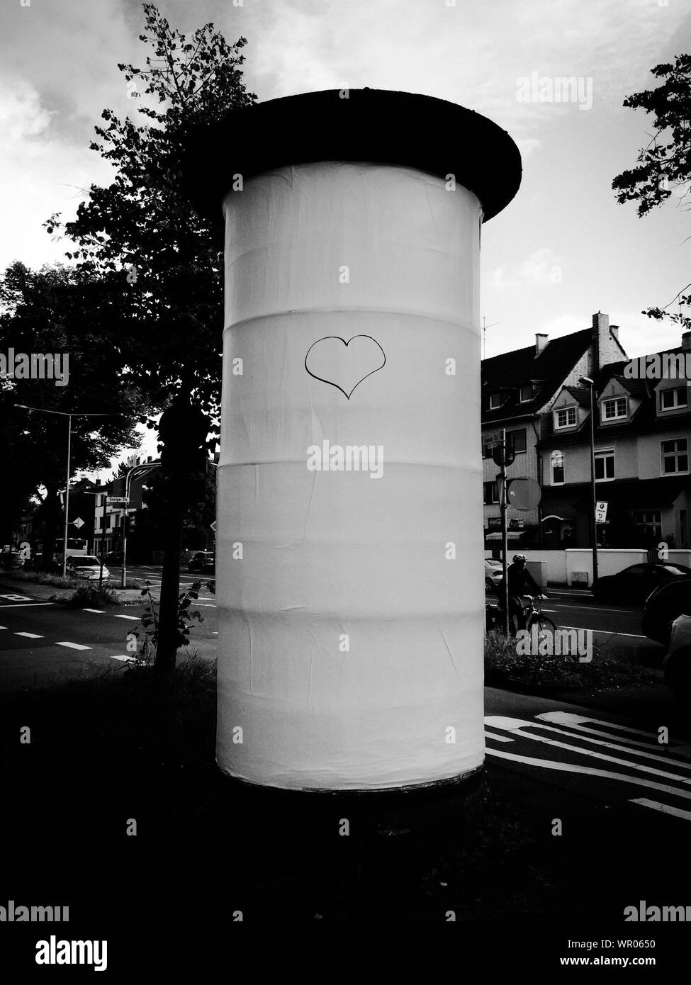 Heart marking hi-res stock photography and images - Alamy