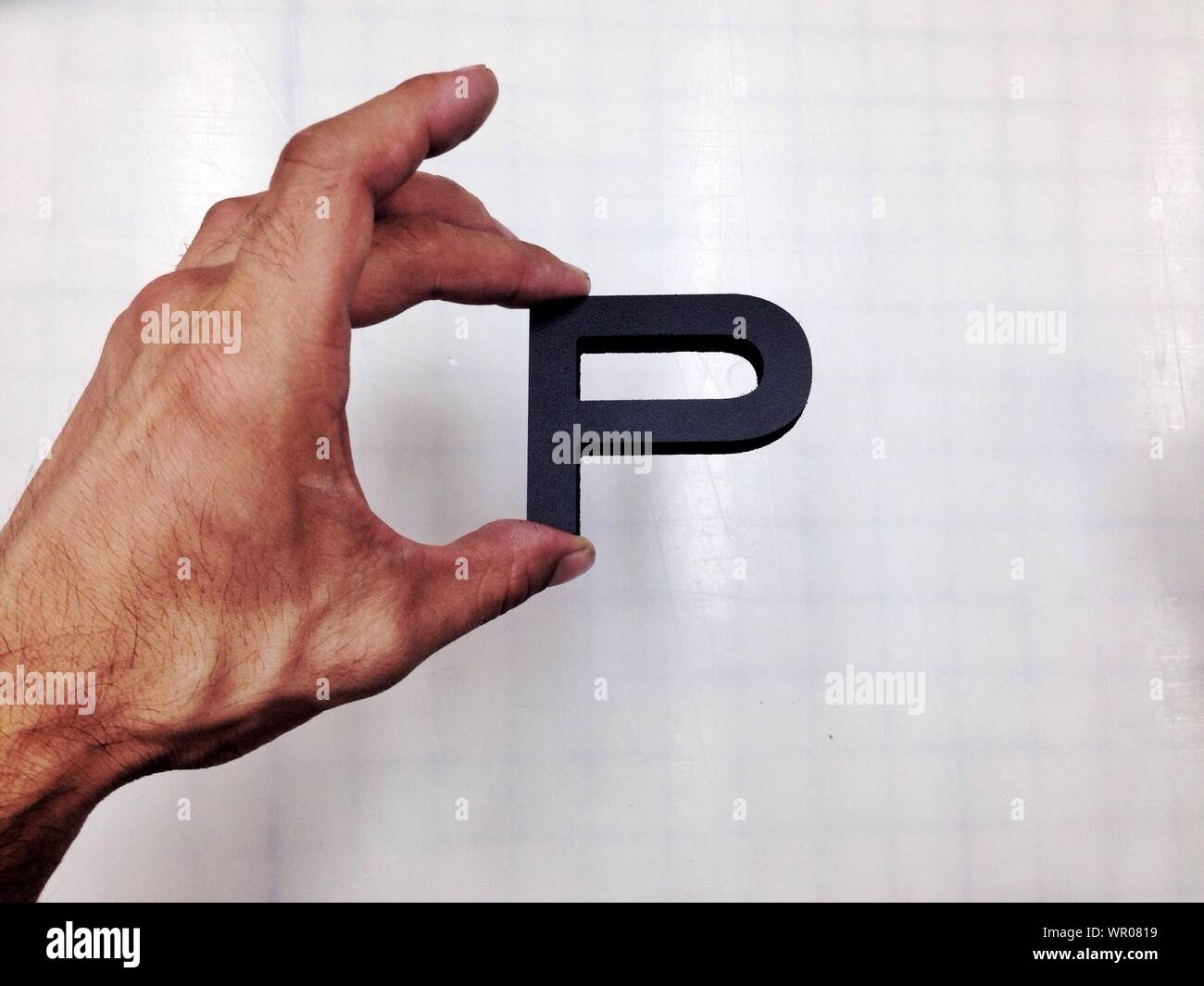 Hand p hi-res stock photography and images - Alamy