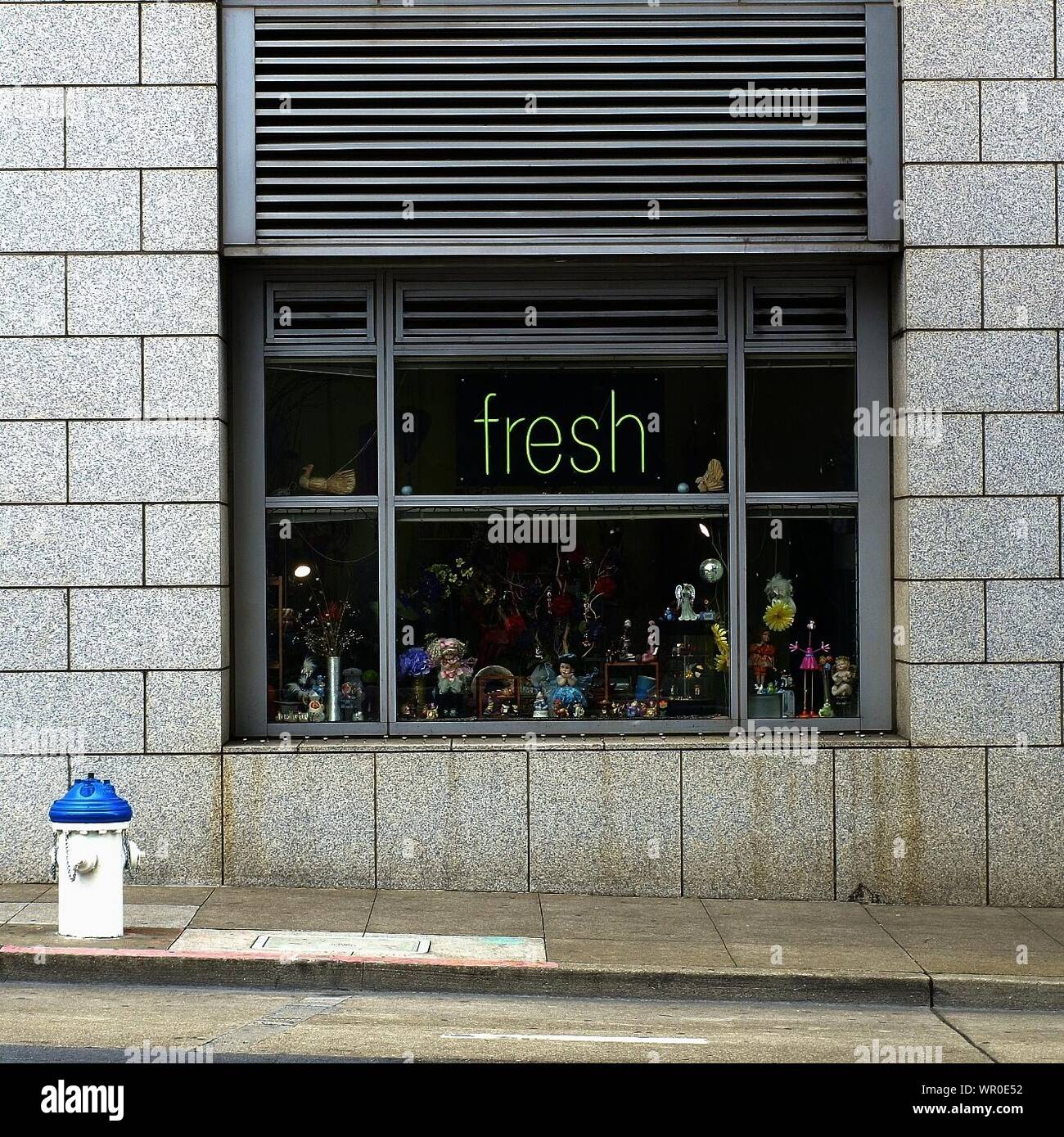 Gift Shop Window Display High Resolution Stock Photography and Images ...