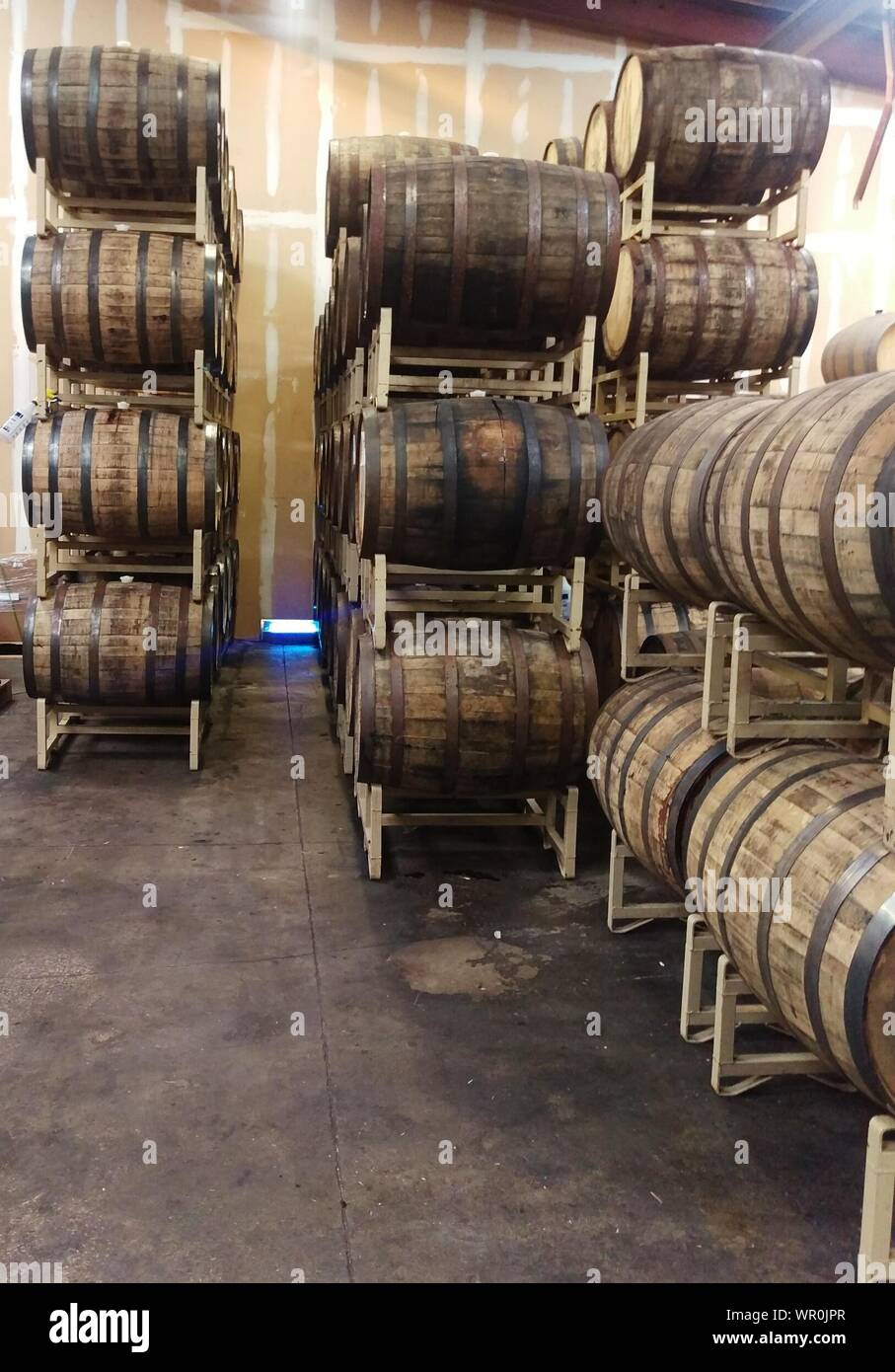 Winery rack hi-res stock photography and images - Alamy