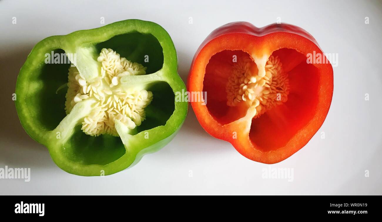 Cut the peppers hi-res stock photography and images - Alamy