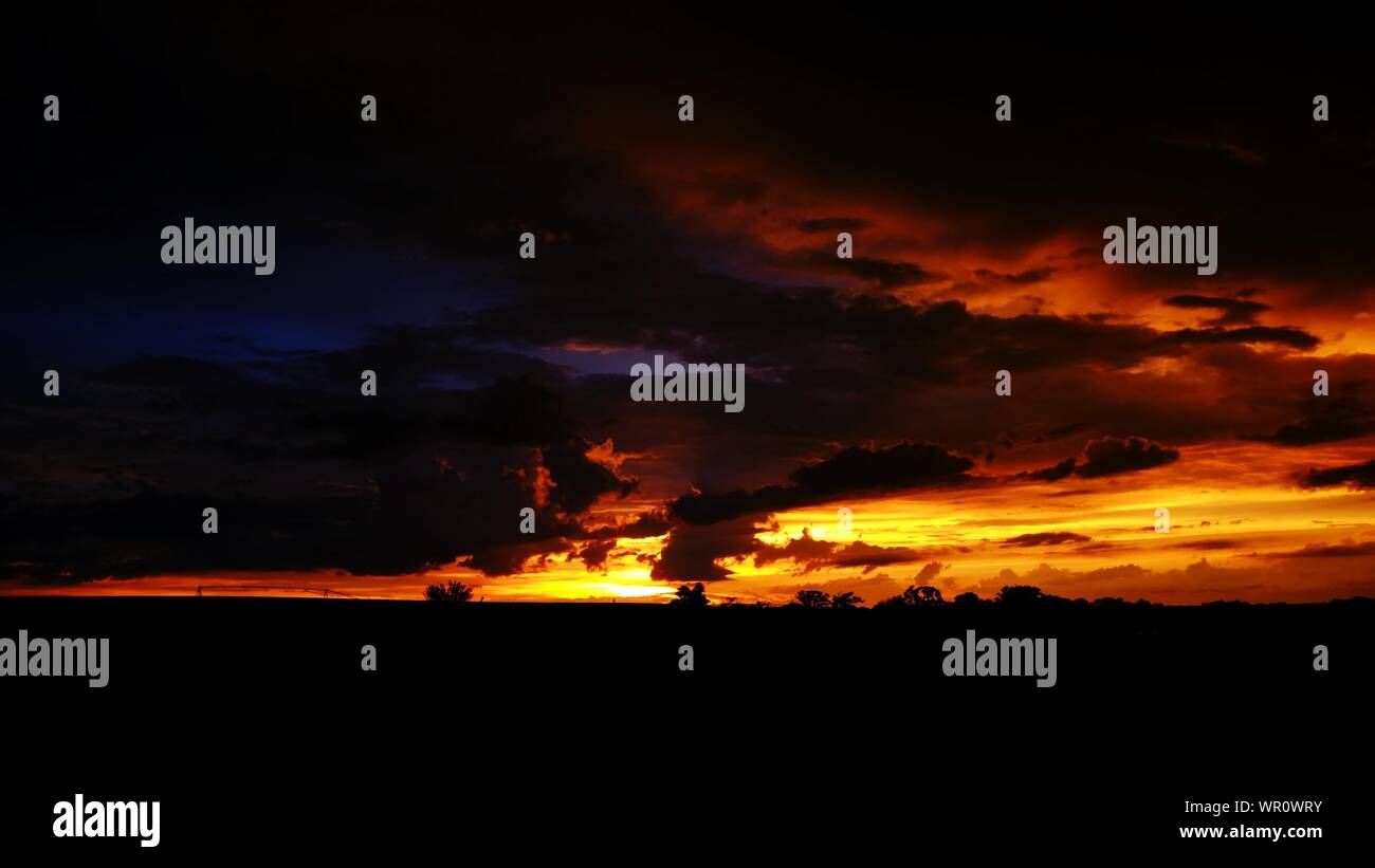 Scenery of sunset hi-res stock photography and images - Alamy