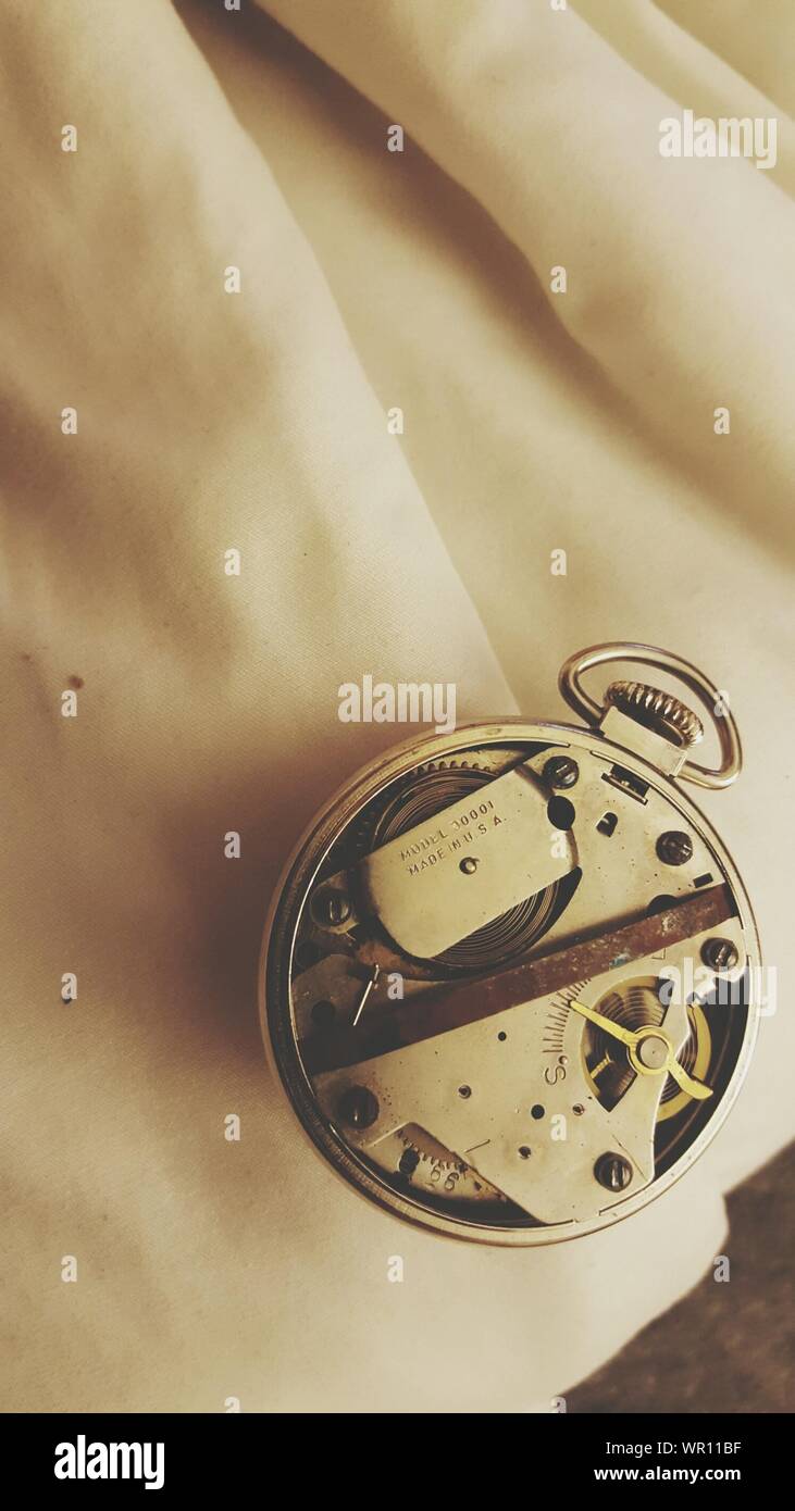 Pocket watch at an angle hi-res stock photography and images - Alamy