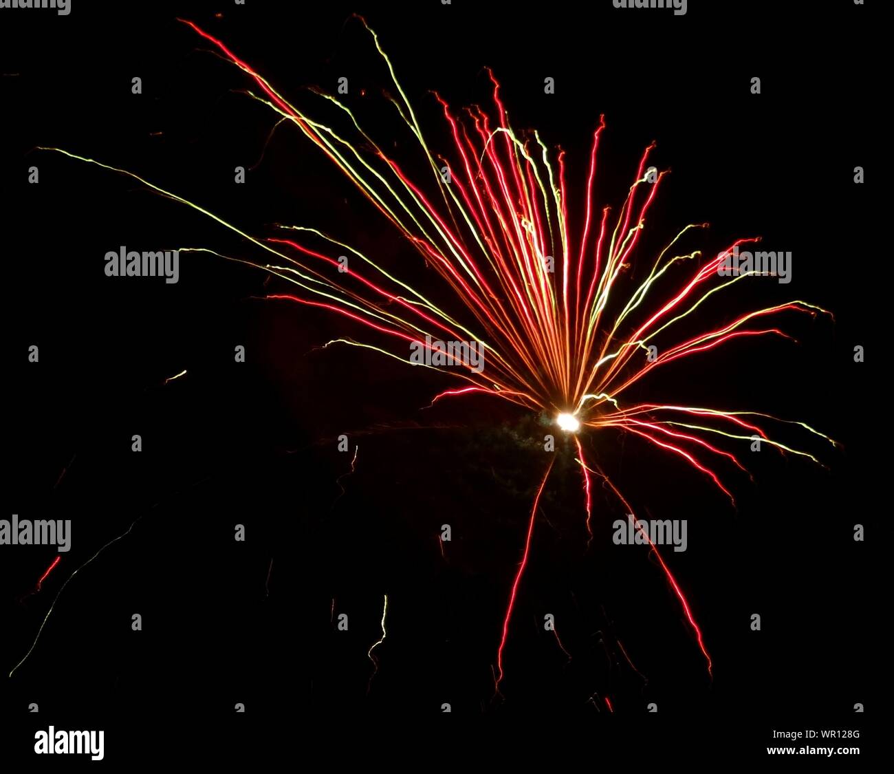 Sparks cracker hi-res stock photography and images - Alamy