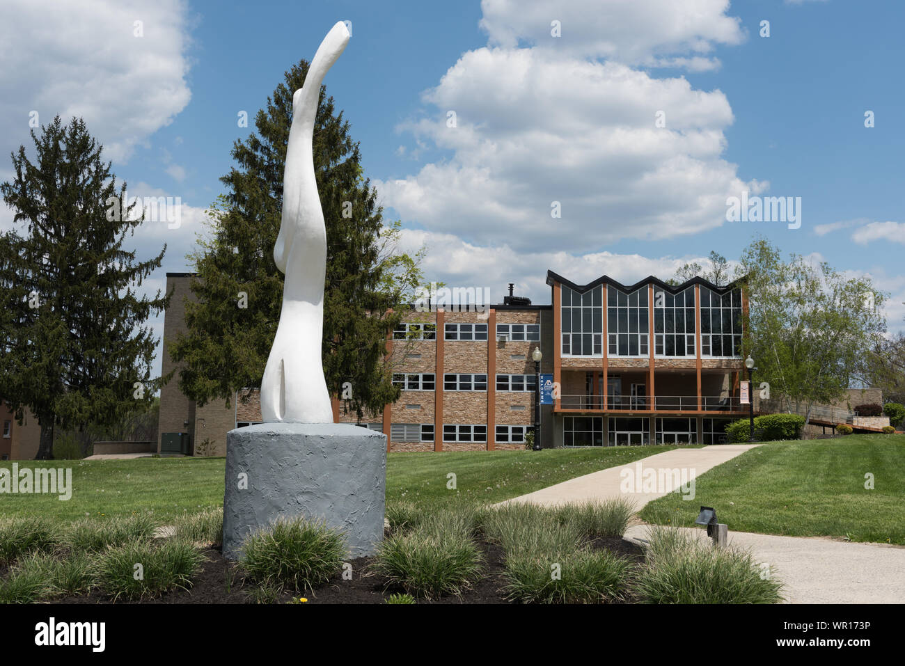 Mark Warner's Apollo statue on the campus of Alderson Broaddus ...