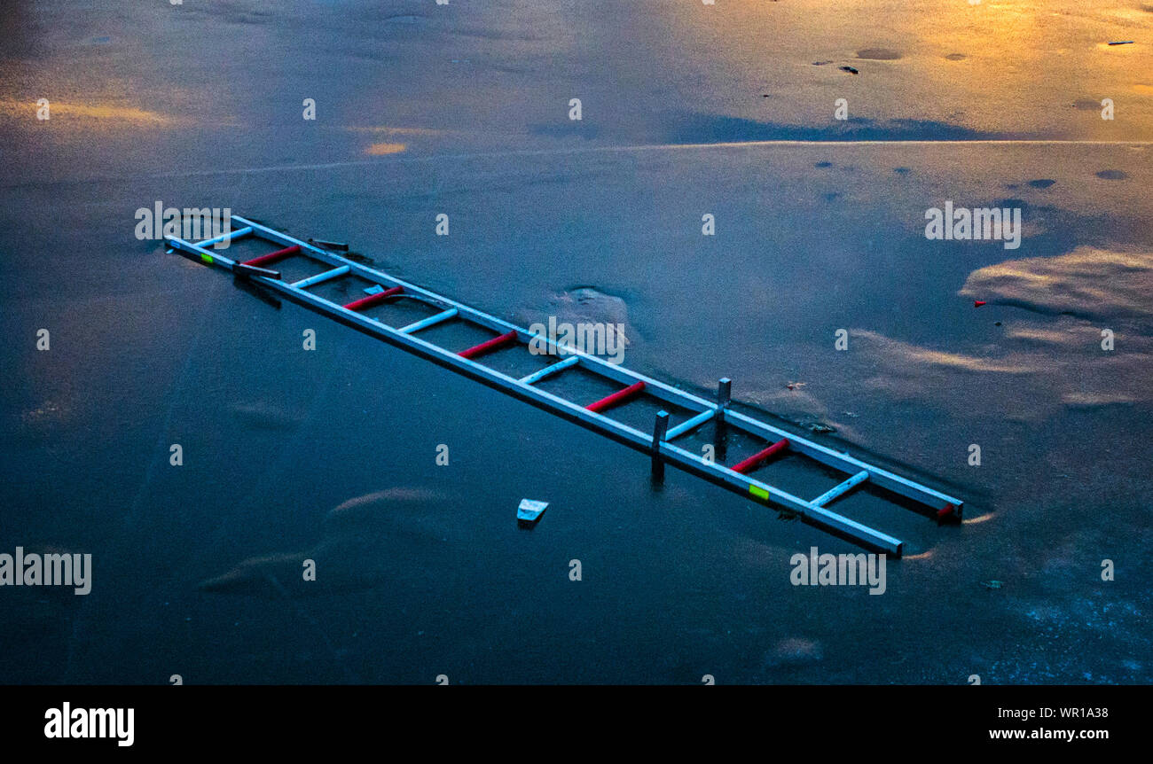 Ladder sand hi-res stock photography and images - Alamy