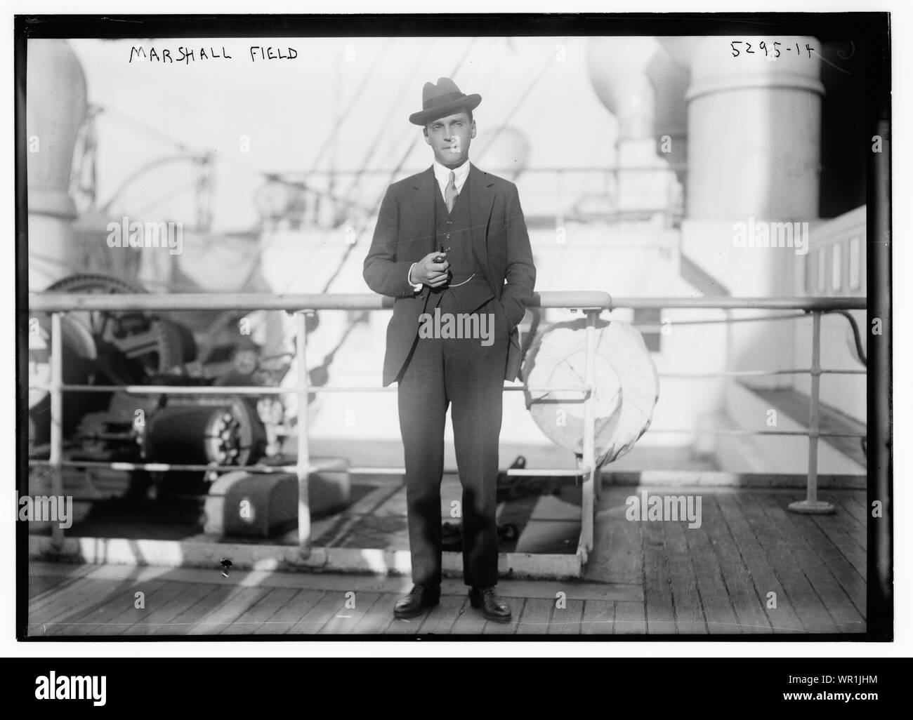 Empire field Cut Out Stock Images & Pictures - Alamy