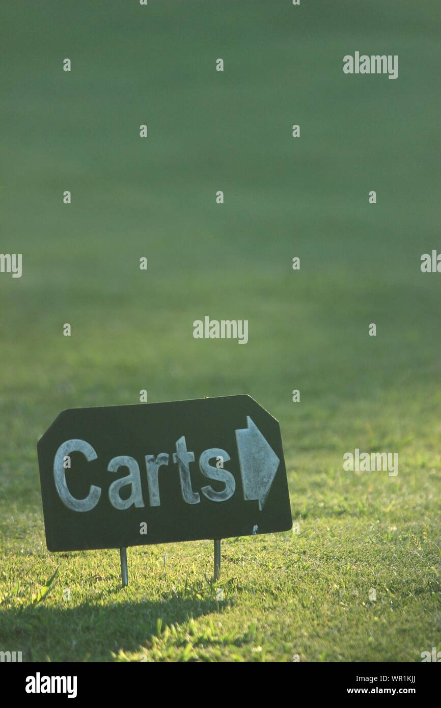 Cart Sign High Resolution Stock Photography and Images - Alamy