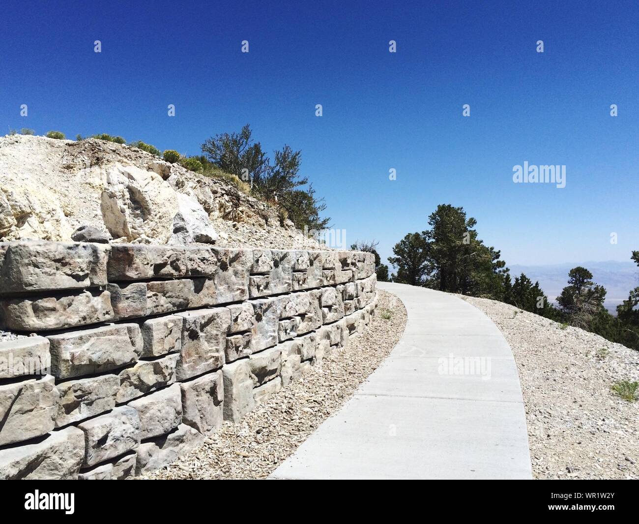 Mount stone hi-res stock photography and images - Alamy