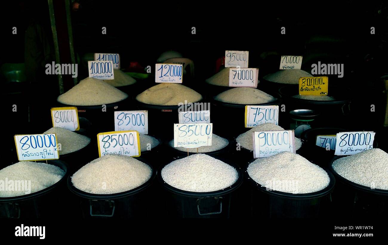 Sack rice in market hi-res stock photography and images - Alamy