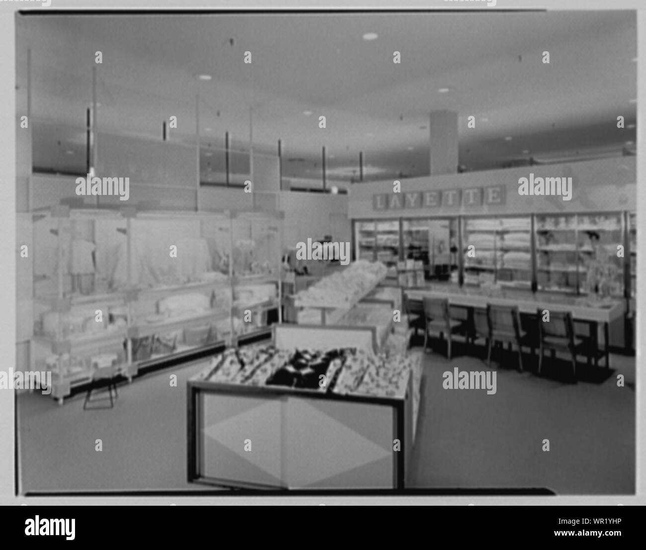 Babylon long island Black and White Stock Photos & Images - Alamy